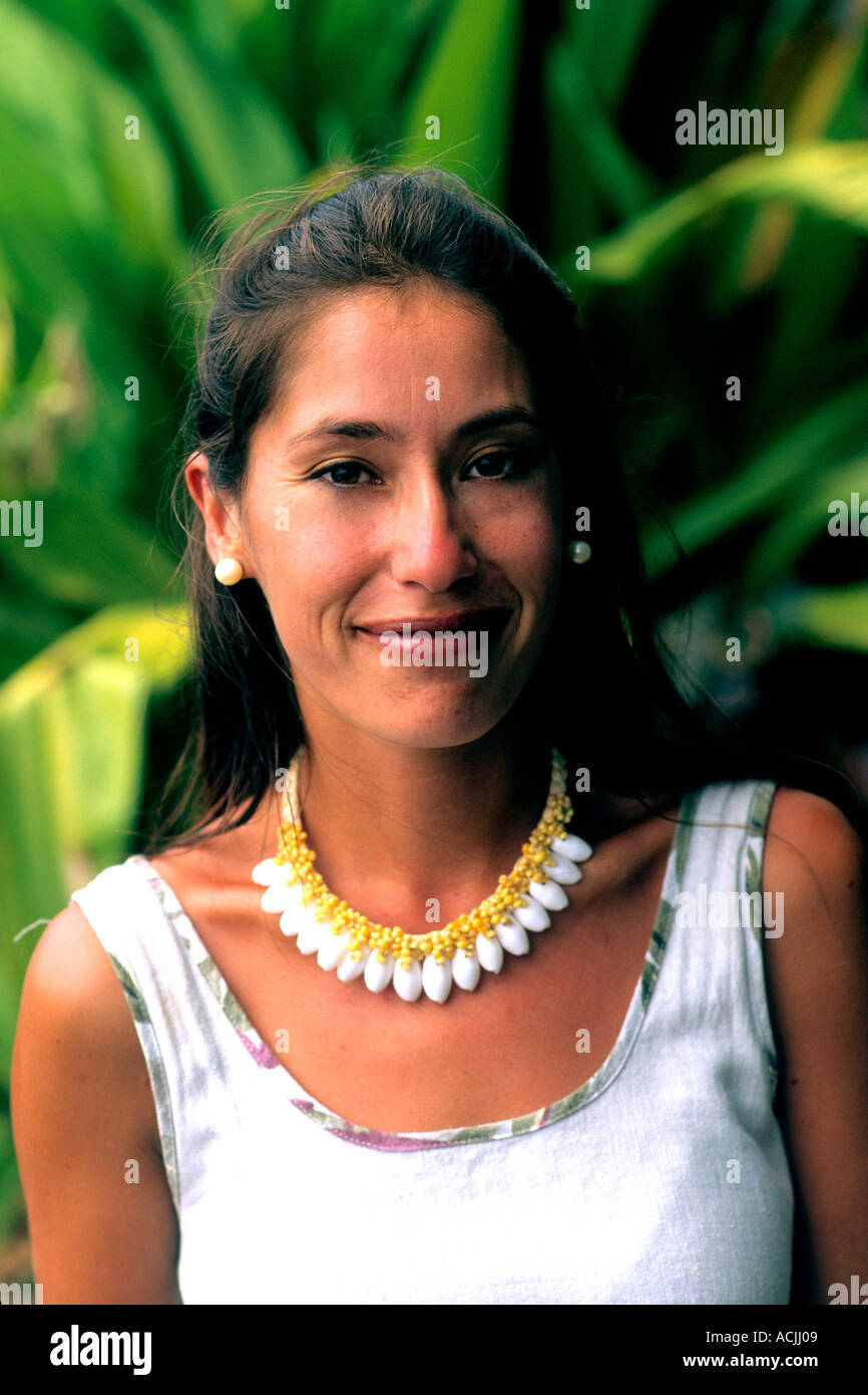 Native woman chile hi-res stock photography and images - Alamy