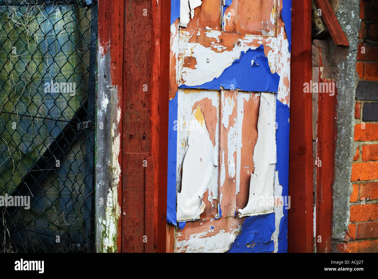 back street dereliction Stock Photo - Alamy