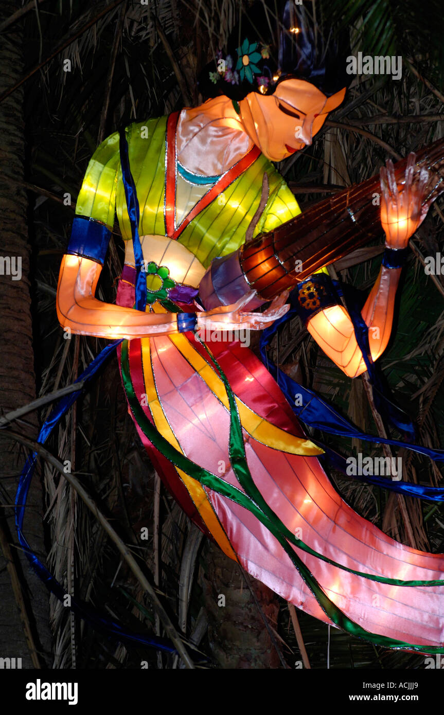 Chinese lantern festival auckland hi-res stock photography and images ...