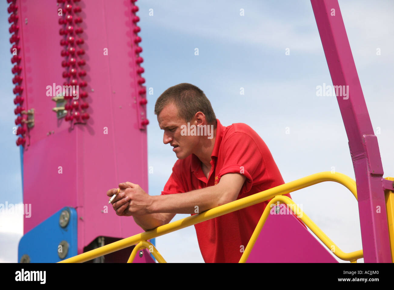 Fairground worker hi-res stock photography and images - Alamy