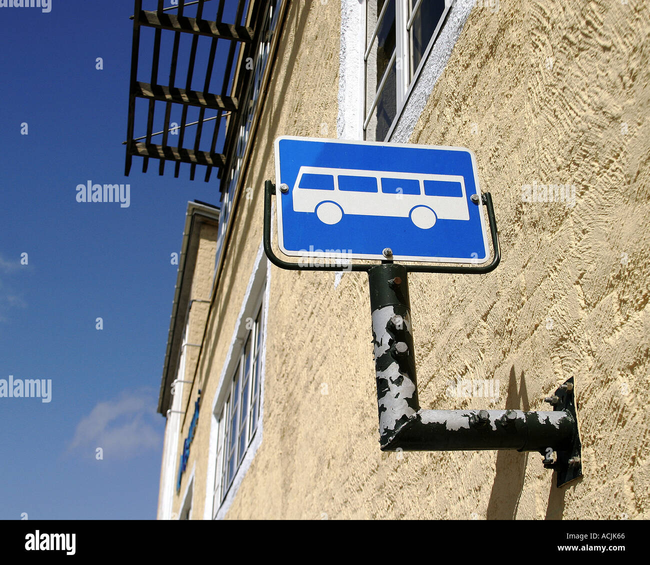 Norwegian bus stop sign Stock Photo - Alamy