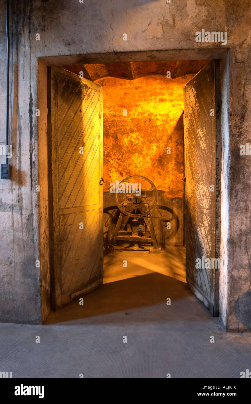 Two underground doors hi-res stock photography and images - Alamy