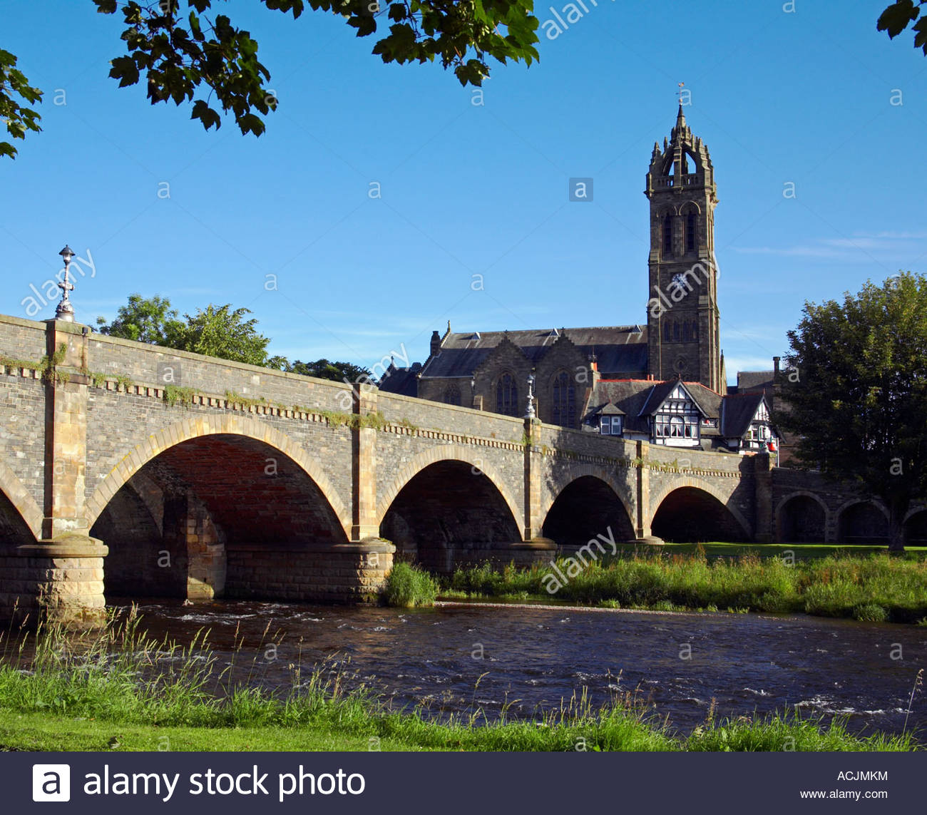 Old parish church river hi-res stock photography and images - Alamy