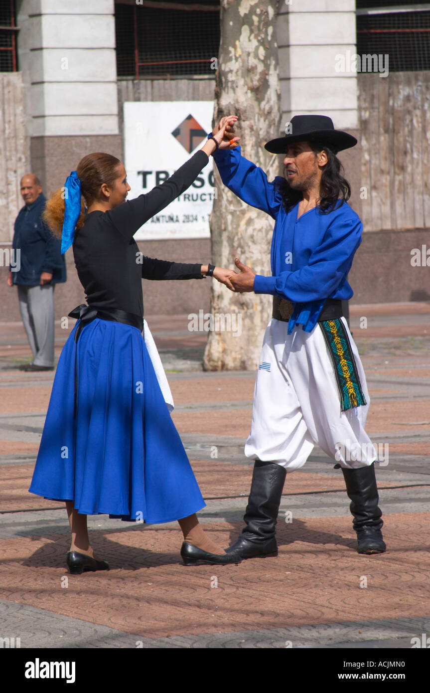Tango dance uruguay hi-res stock photography and images - Alamy