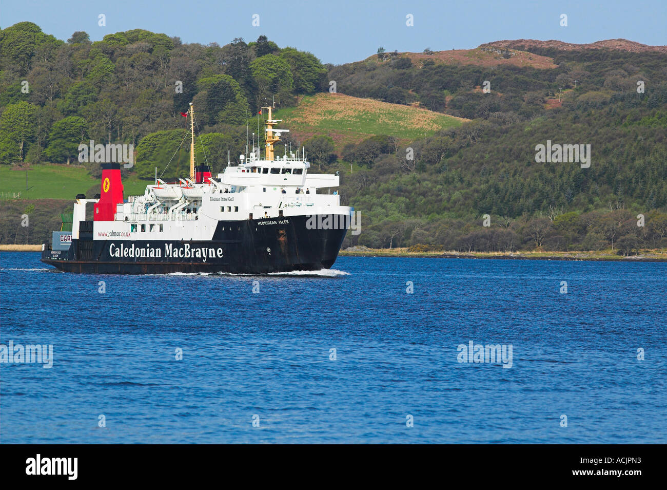 The Caledonian MacBrayne Ferry, the Hebridean Isles, nearing Kennacraig ...