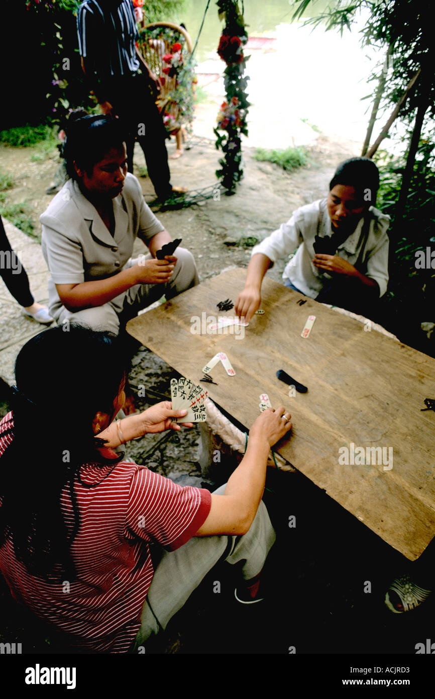 Chinese playing cards in Gulin China Stock Photo - Alamy