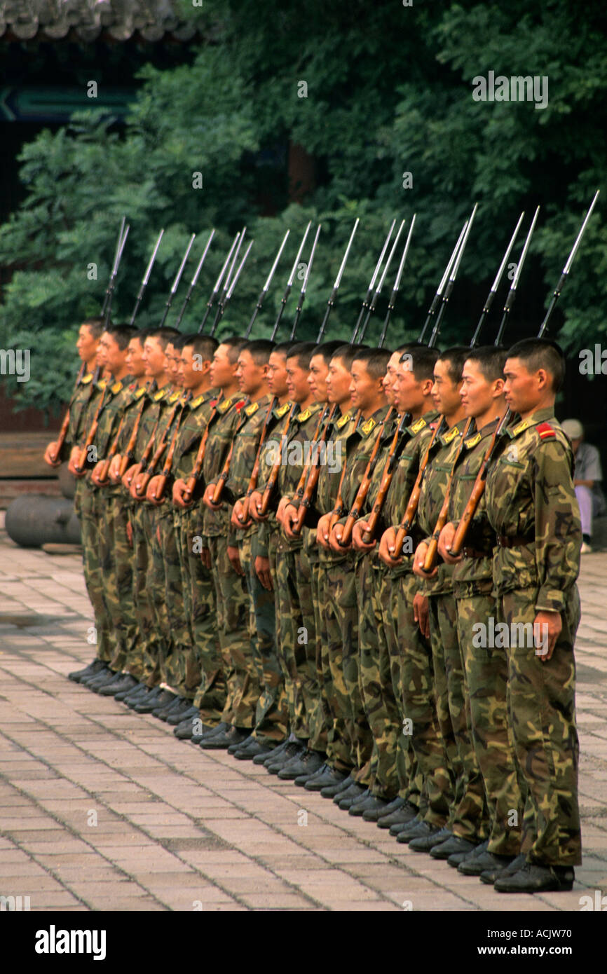 Chinese military soldiers in formation in Beijing China Stock Photo - Alamy