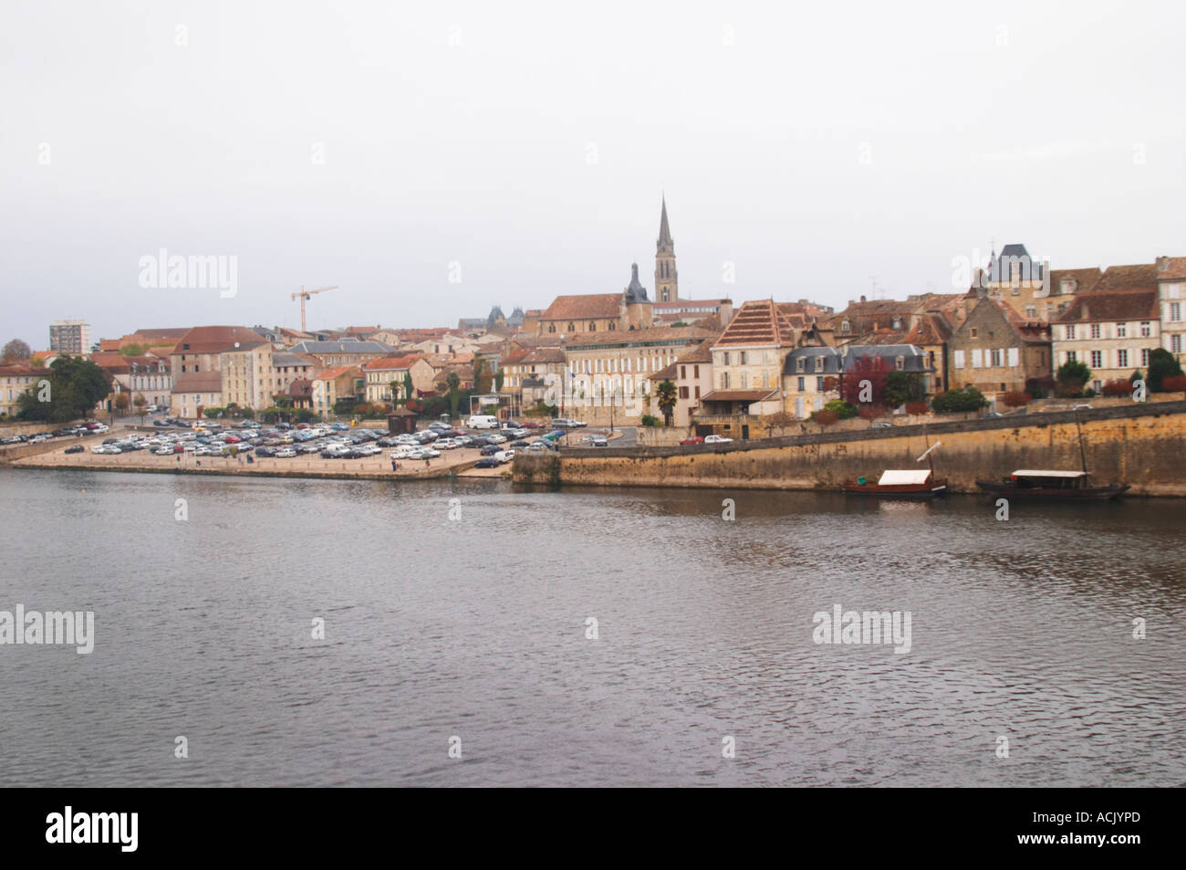 View over the Old Town Bergerac over the river Dordogne Bergerac ...