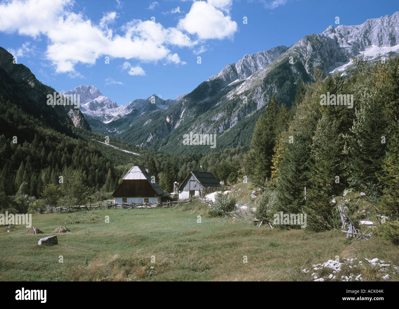 Holler mountain hi-res stock photography and images - Alamy