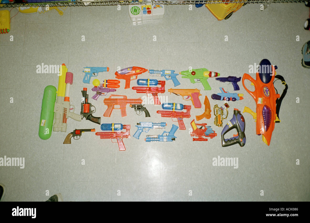 Toy guns toy hi-res stock photography and images - Alamy