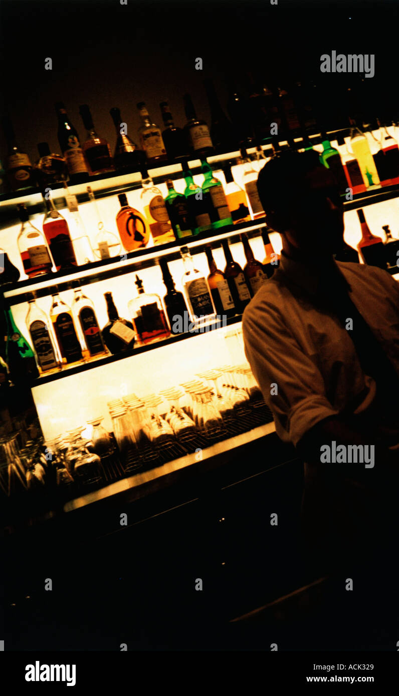 A bar at night Stock Photo - Alamy