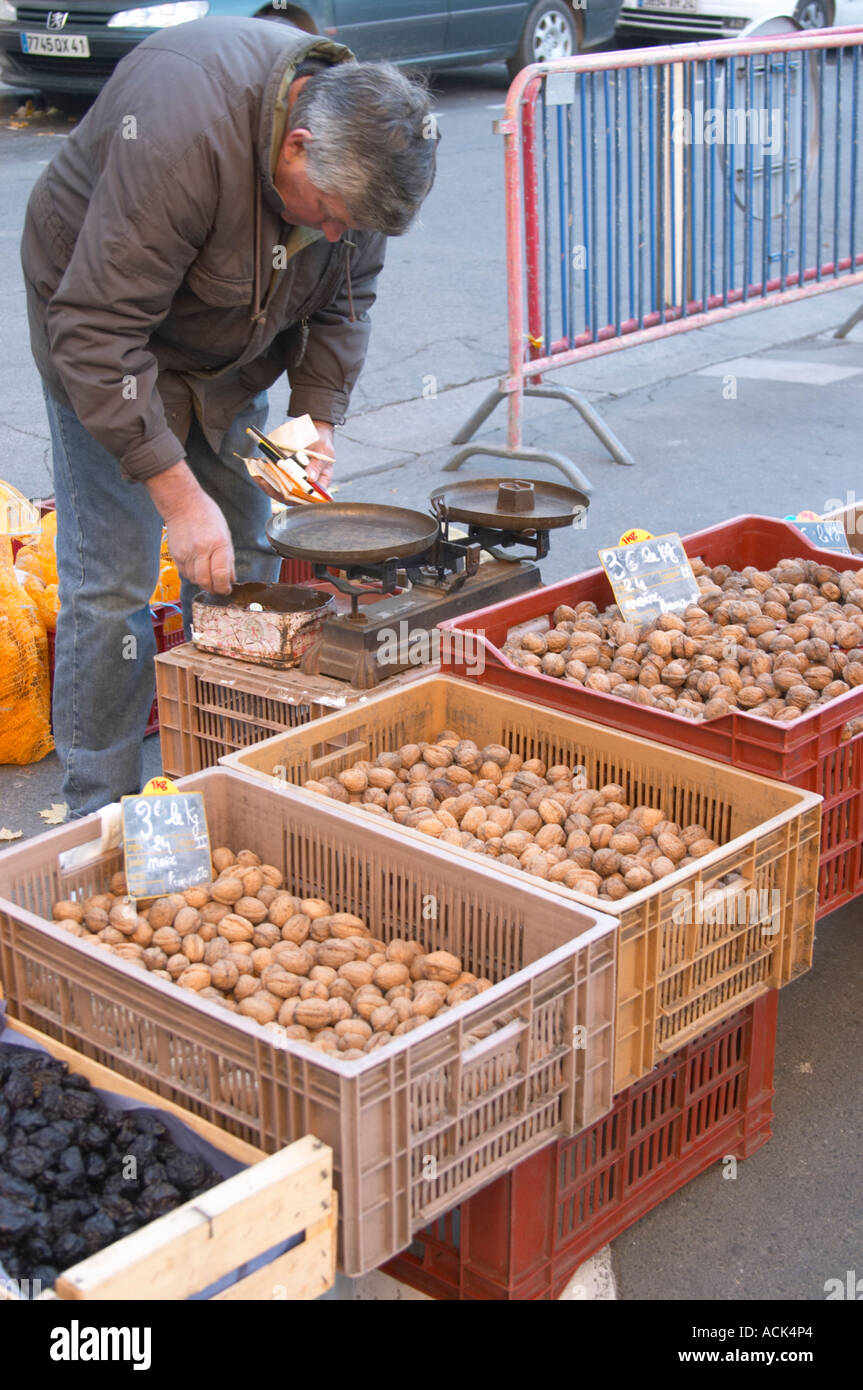 Stall selling dried goods hi-res stock photography and images - Alamy