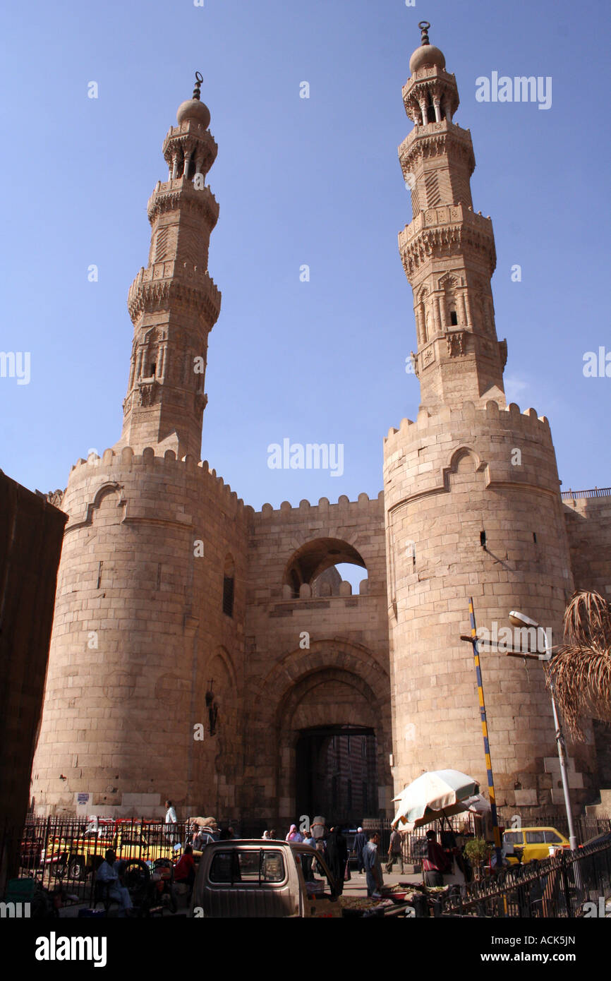Gate of Bab Zuweila in islamic cairo Stock Photo - Alamy