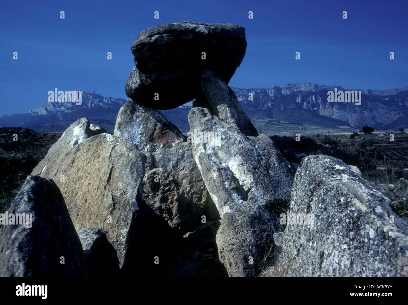La Chabola de la Hechicera dolmen, La Chabola de la Hechicera, dolmen ...