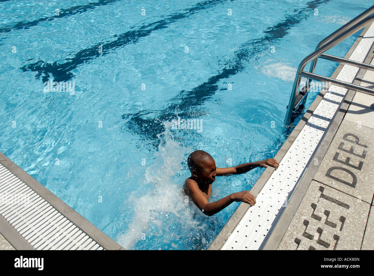 Floating pool barge hi-res stock photography and images - Alamy