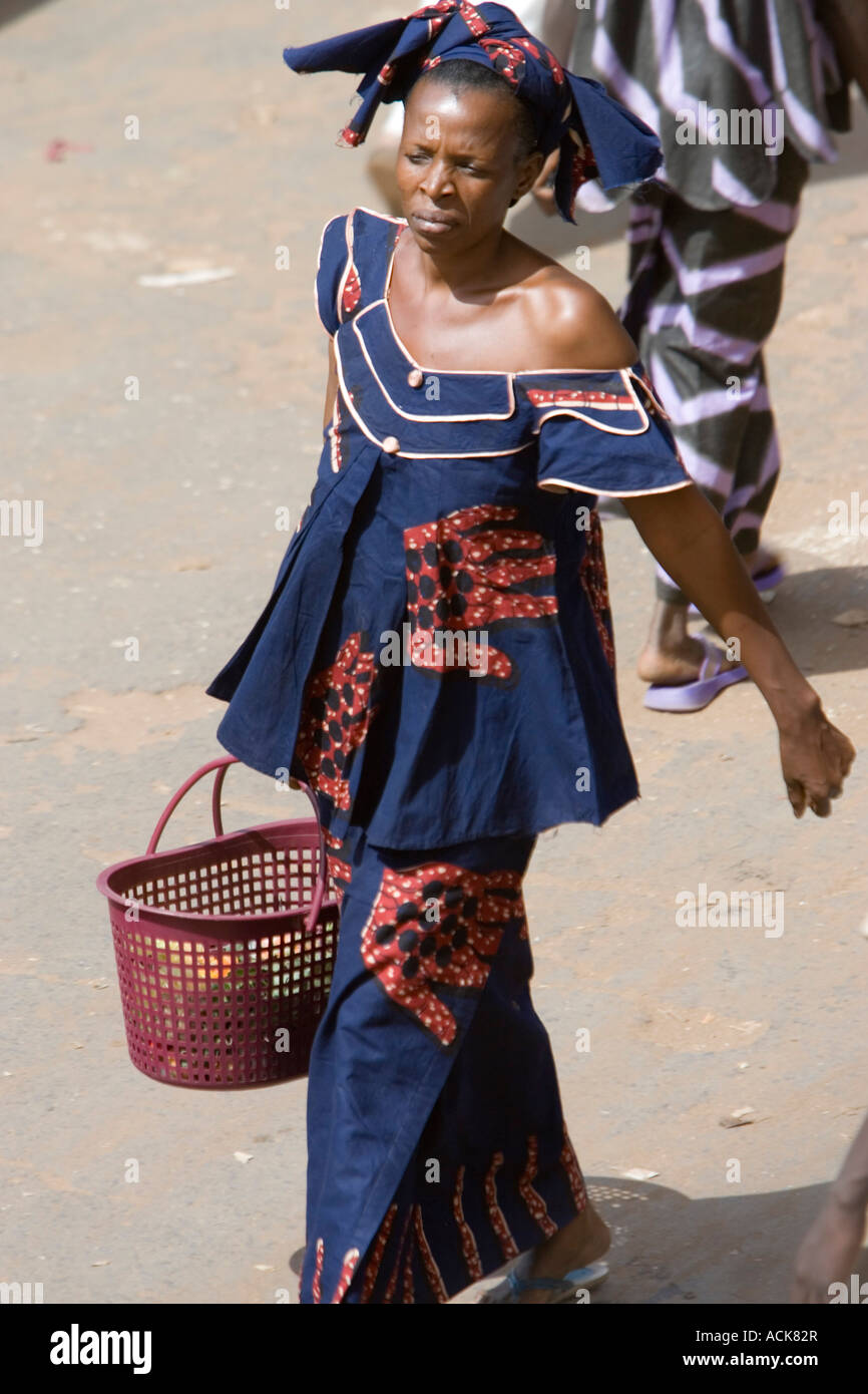 African women gambia traditional dress hi-res stock photography and ...