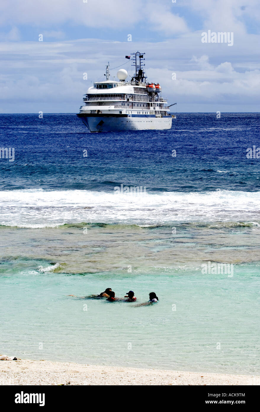 Atiu island hi-res stock photography and images - Alamy