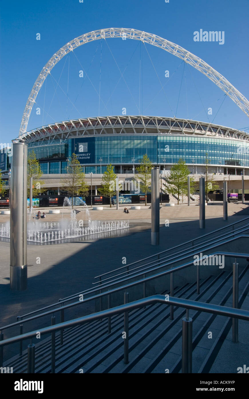 Stadium construction uk hi-res stock photography and images - Alamy