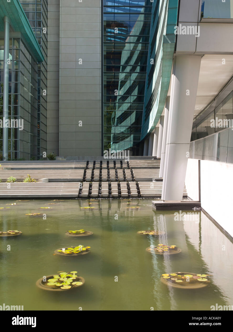 Federal courthouse hi-res stock photography and images - Alamy