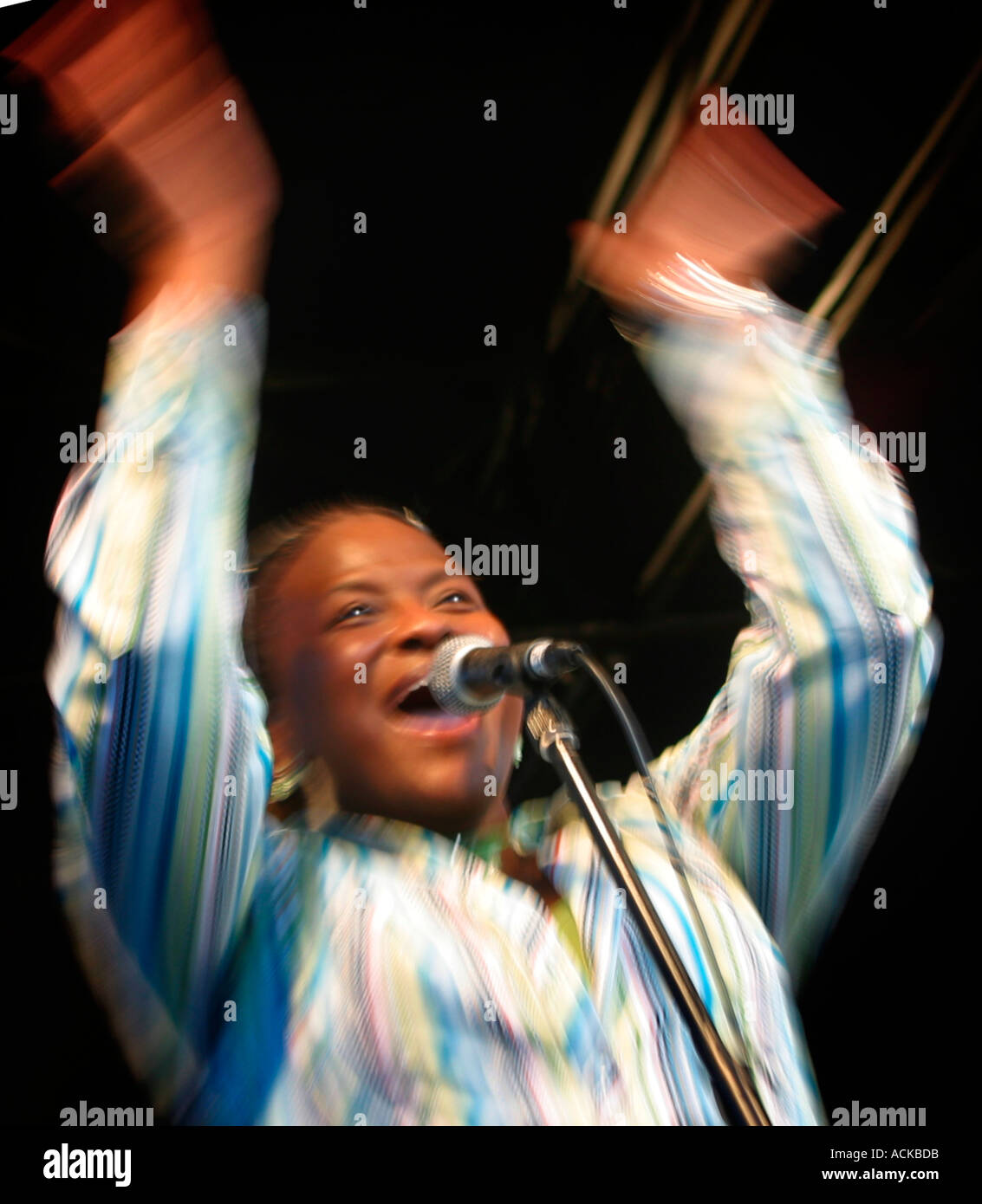 Singer gospel hi-res stock photography and images - Alamy