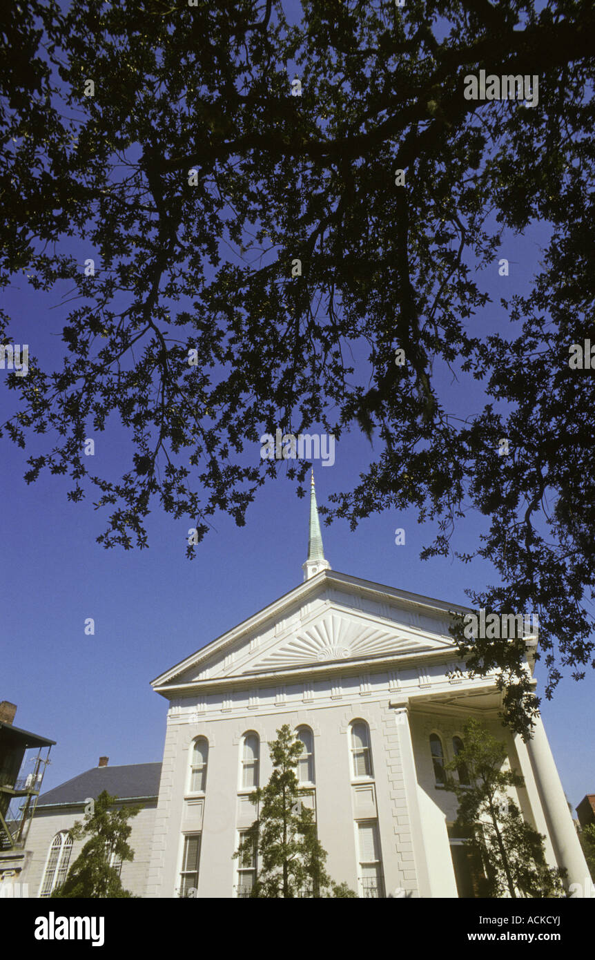 Savannah Georgia antebellum church spire Stock Photo - Alamy