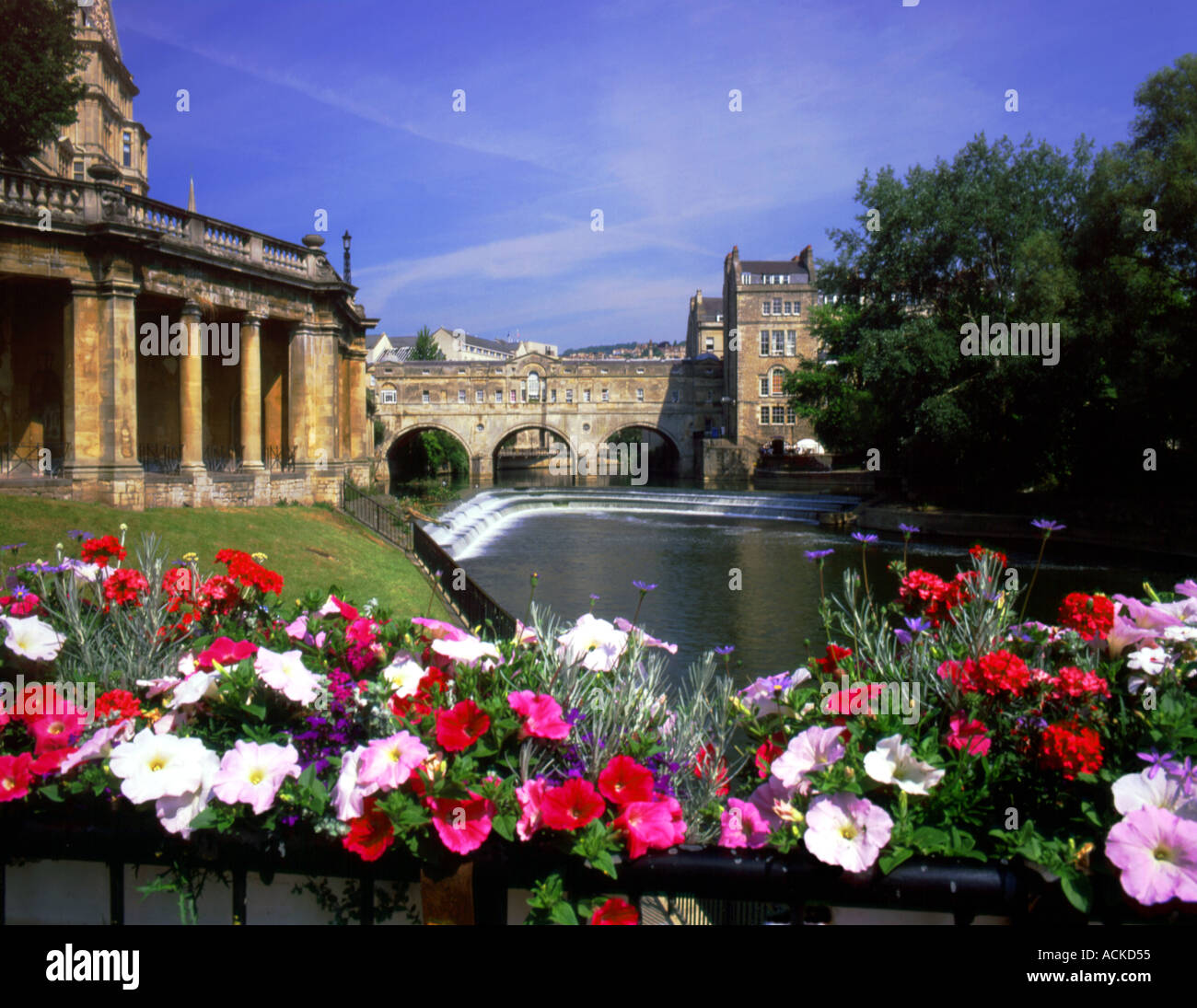 South parade bath hi-res stock photography and images - Alamy