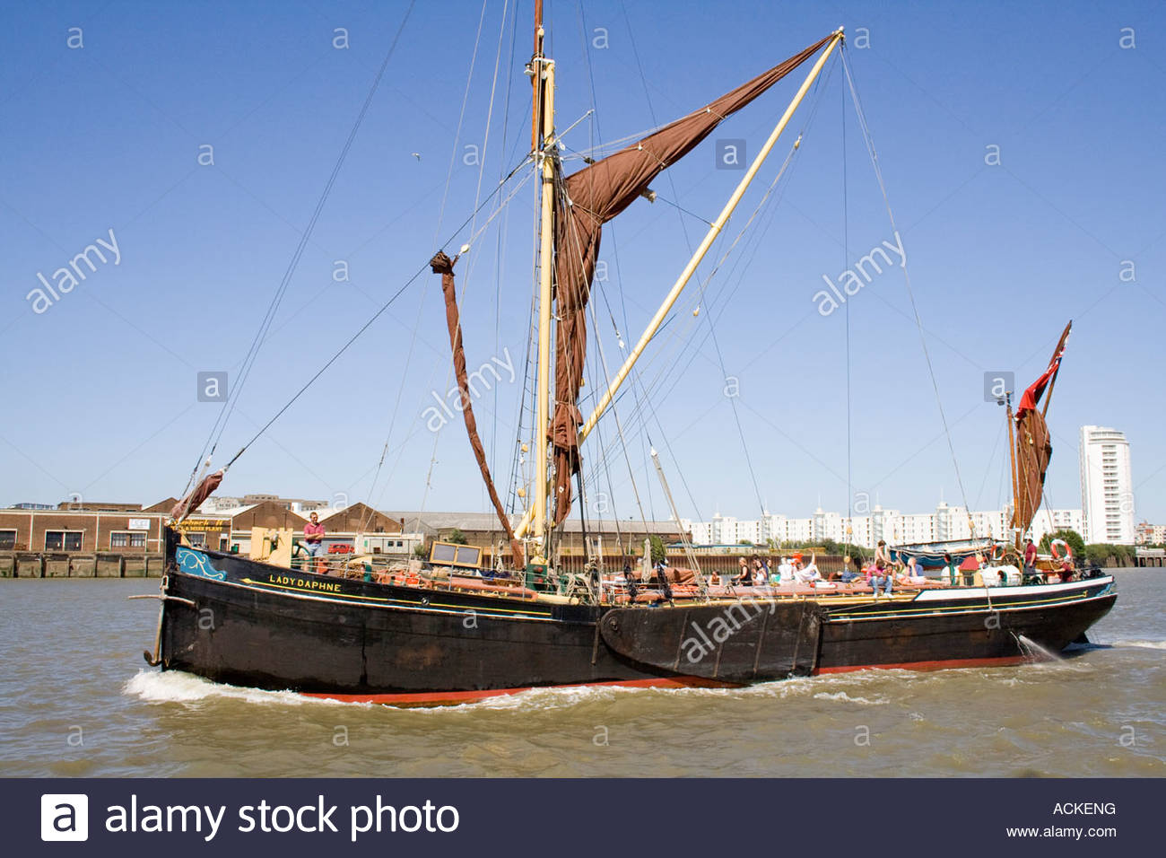 Thames Barge Stock Photos & Thames Barge Stock Images - Alamy