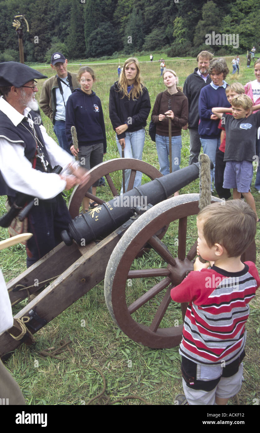 Kirroughtree Forest Sealed Knot historical re enactment kids helping to ...