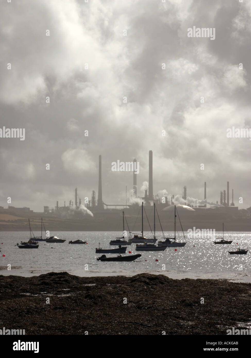 Milford haven angle bay wales hi-res stock photography and images - Alamy