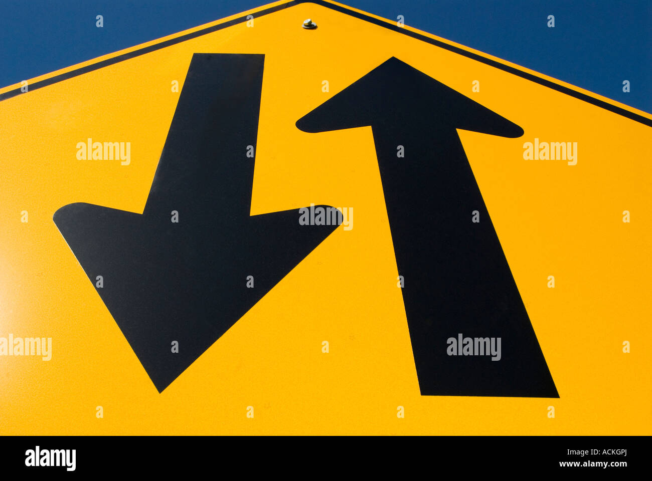 Traffic sign two arrows pointing hi-res stock photography and images ...