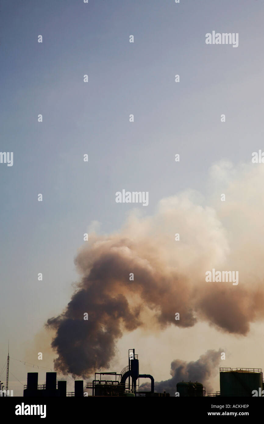 Factory chimneys hi-res stock photography and images - Alamy