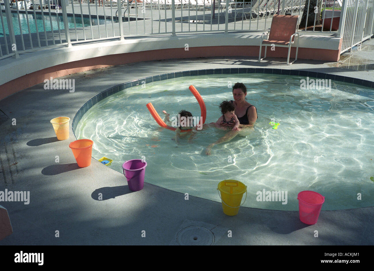 Pink paddling pool hi-res stock photography and images - Alamy