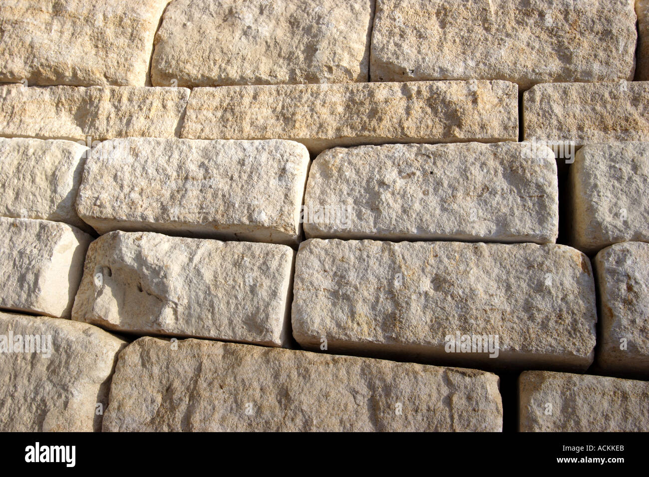 Limestone sample building hi-res stock photography and images - Alamy