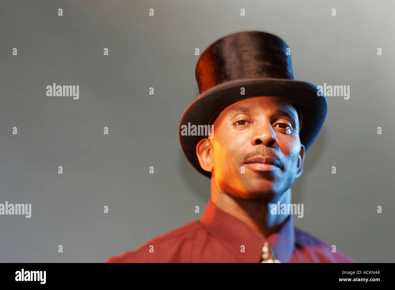 Vintage top hat hi-res stock photography and images - Alamy