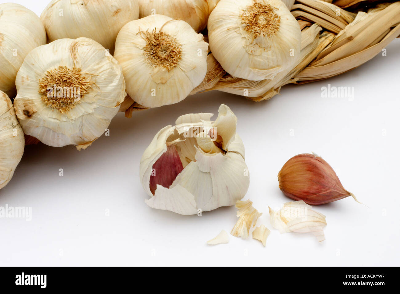 Garlic garland hi-res stock photography and images - Alamy