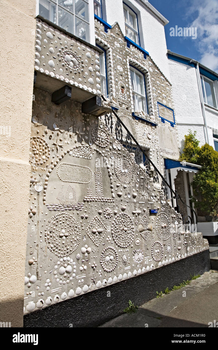 Shell house polperro cornwall hi-res stock photography and images - Alamy