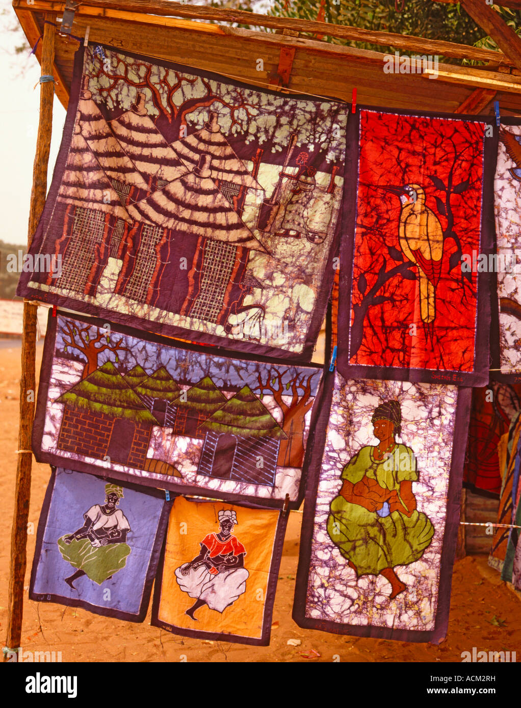 Batik cloth display hi-res stock photography and images - Alamy