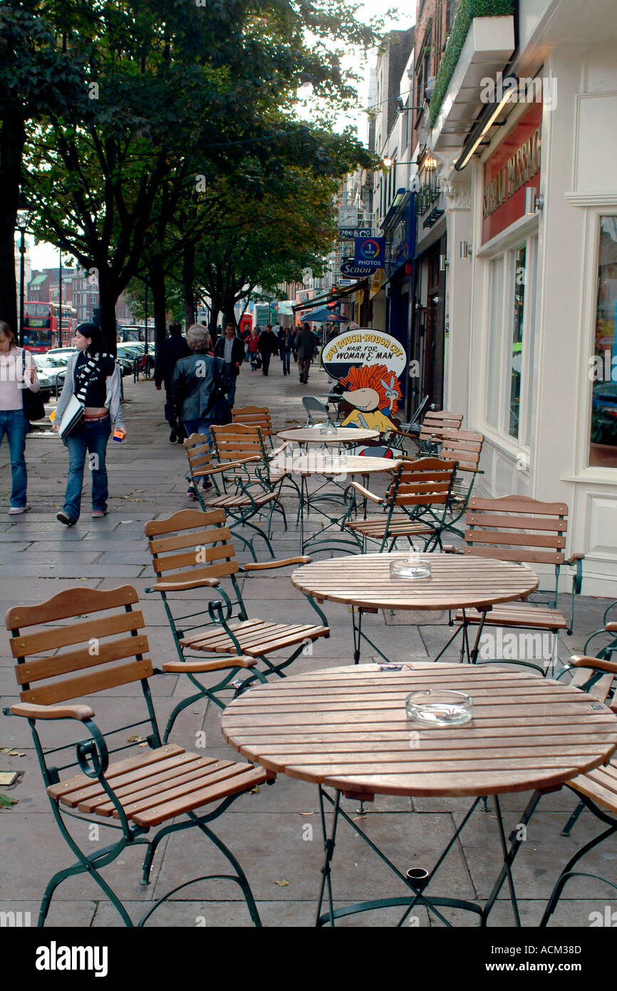 Upper street london hi-res stock photography and images - Alamy