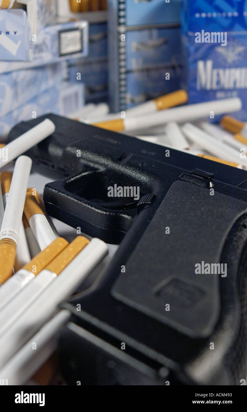 Cigarettes smuggling hi-res stock photography and images - Alamy