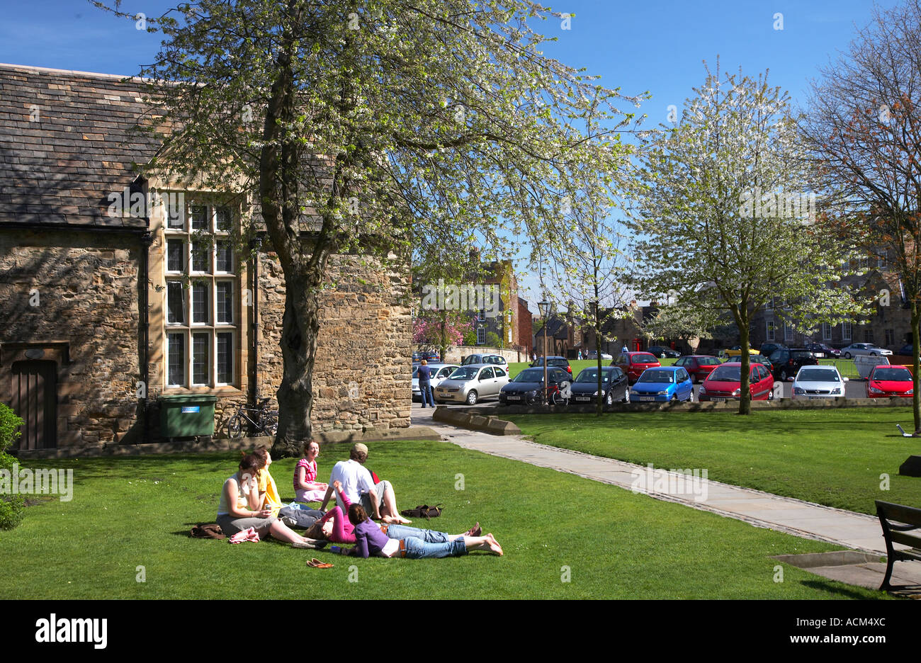 Durham university and students hi-res stock photography and images - Alamy