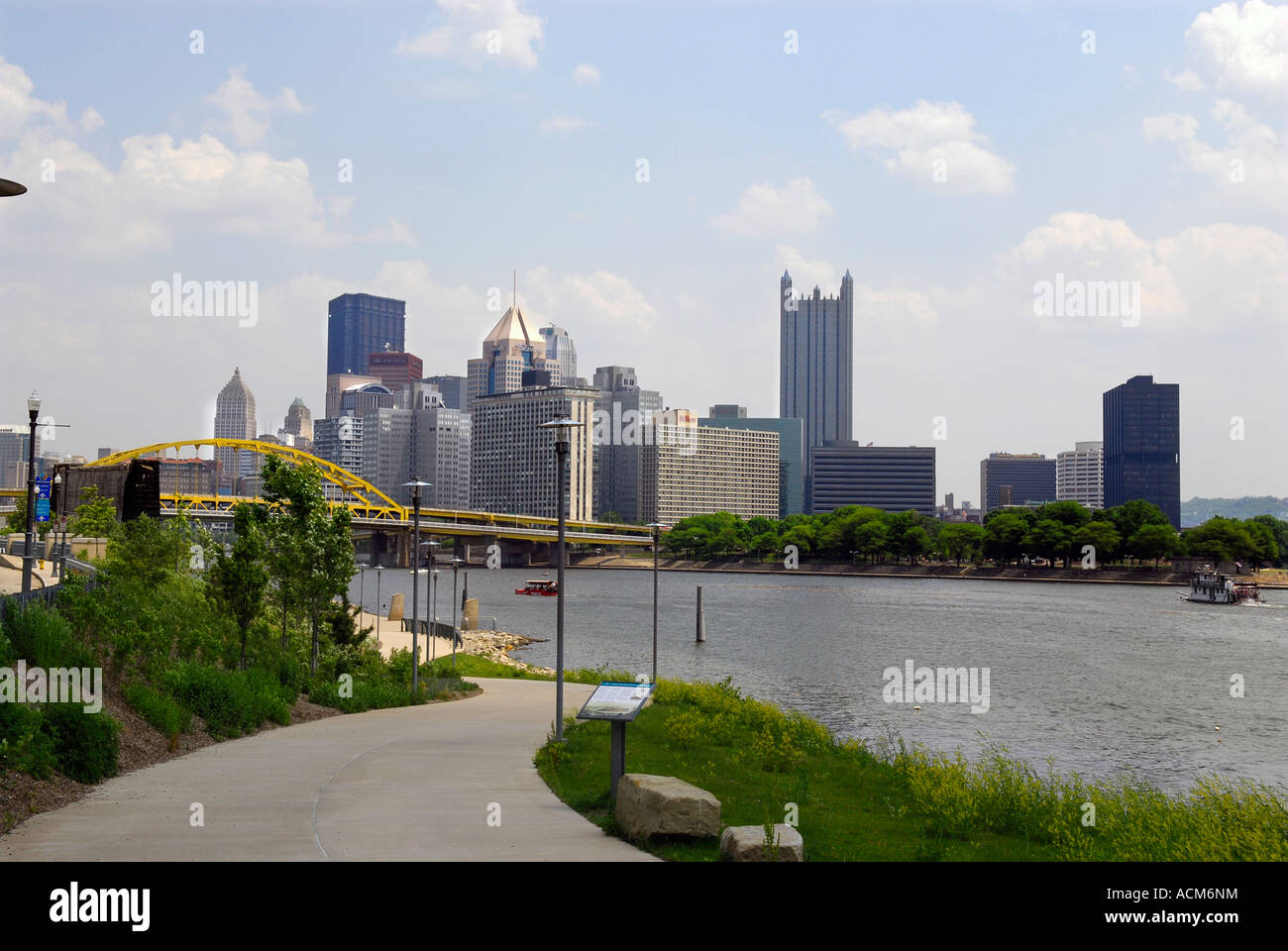 Skyline viewed from Allegheny Riverfront Park in the city of Pittsburgh ...