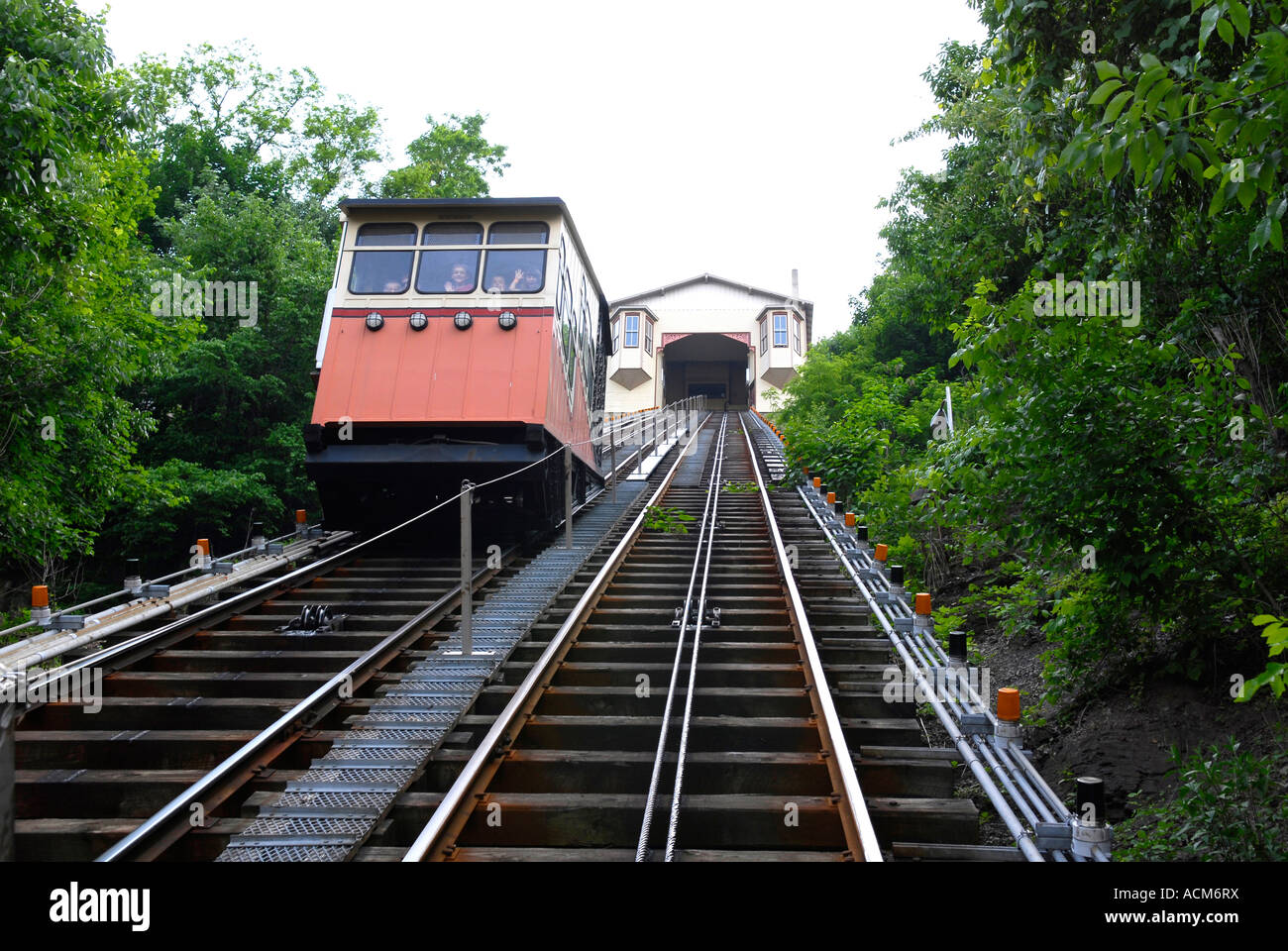 Monongahela Incline Tram to the top of Pittsburgh Pennsylvania Pa USA ...