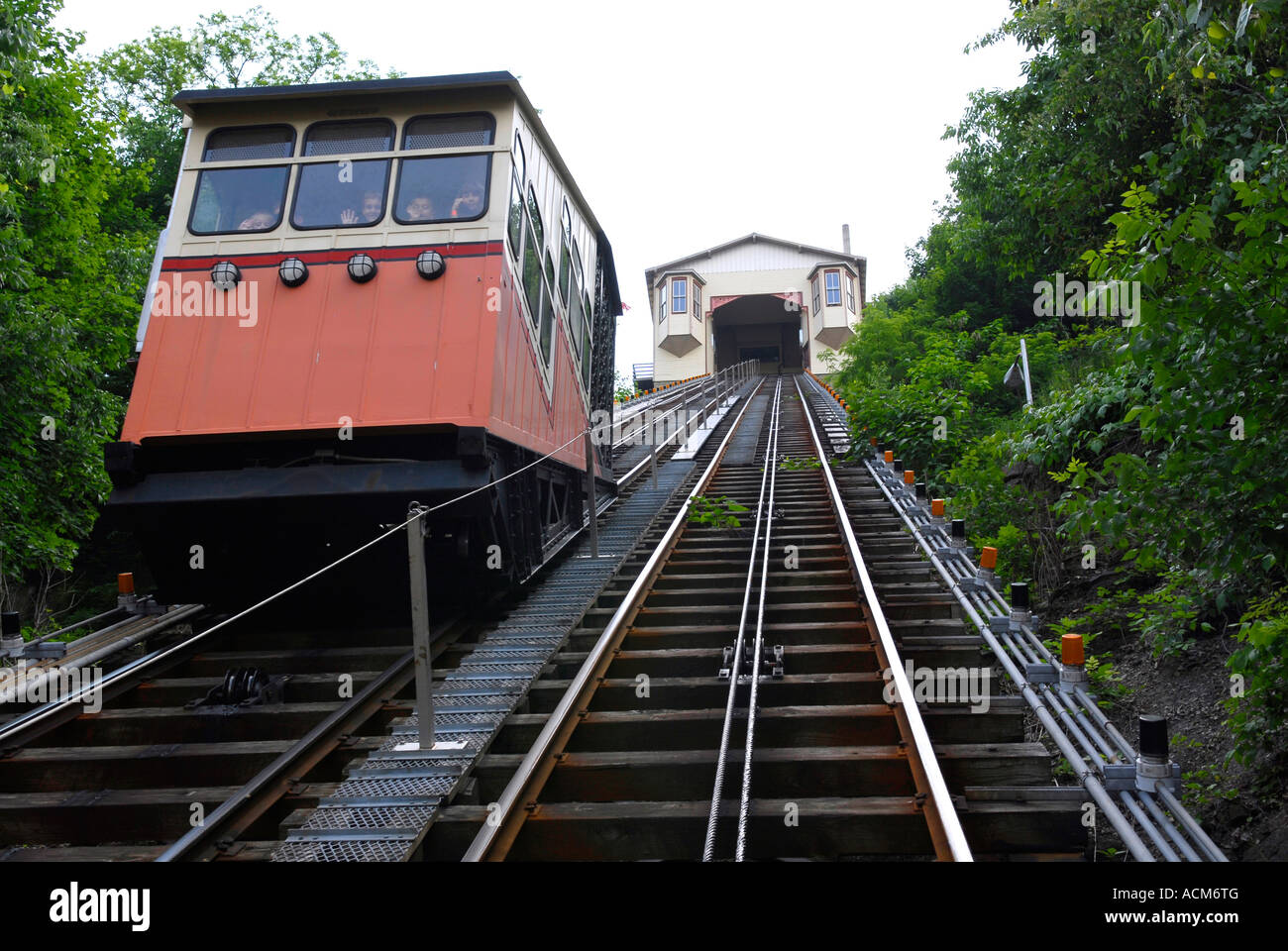 Monongahela Incline Tram to the top of Pittsburgh Pennsylvania Pa USA ...