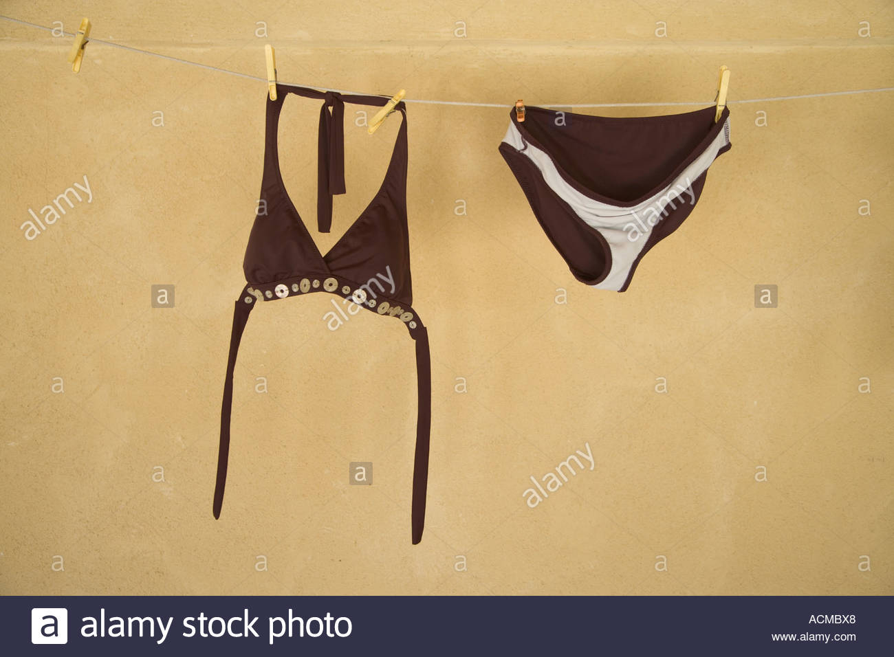 Bikini Drying On Washing Line Stock Photos & Bikini Drying On Washing ...