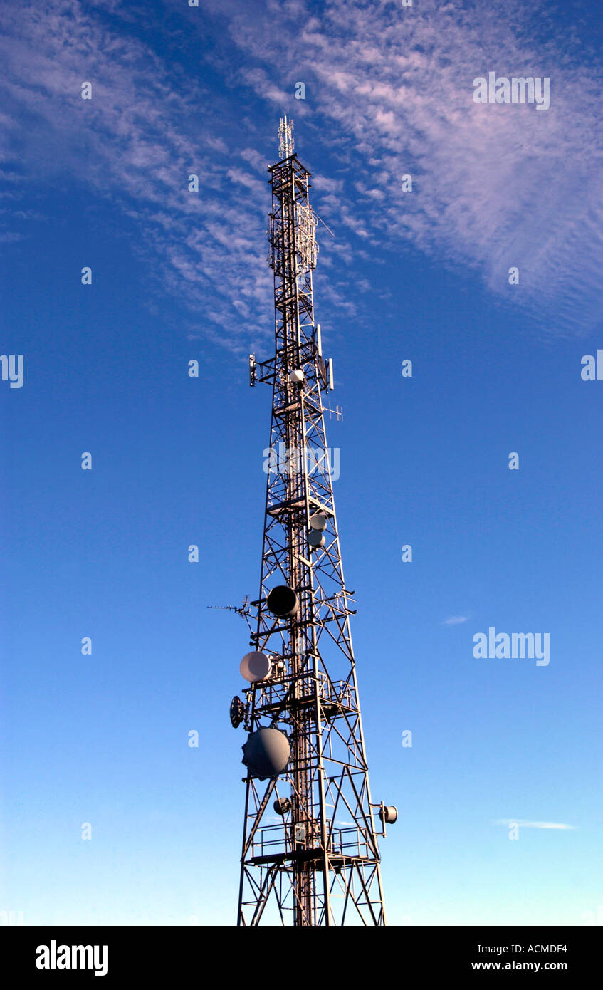 Communication masts hi-res stock photography and images - Alamy
