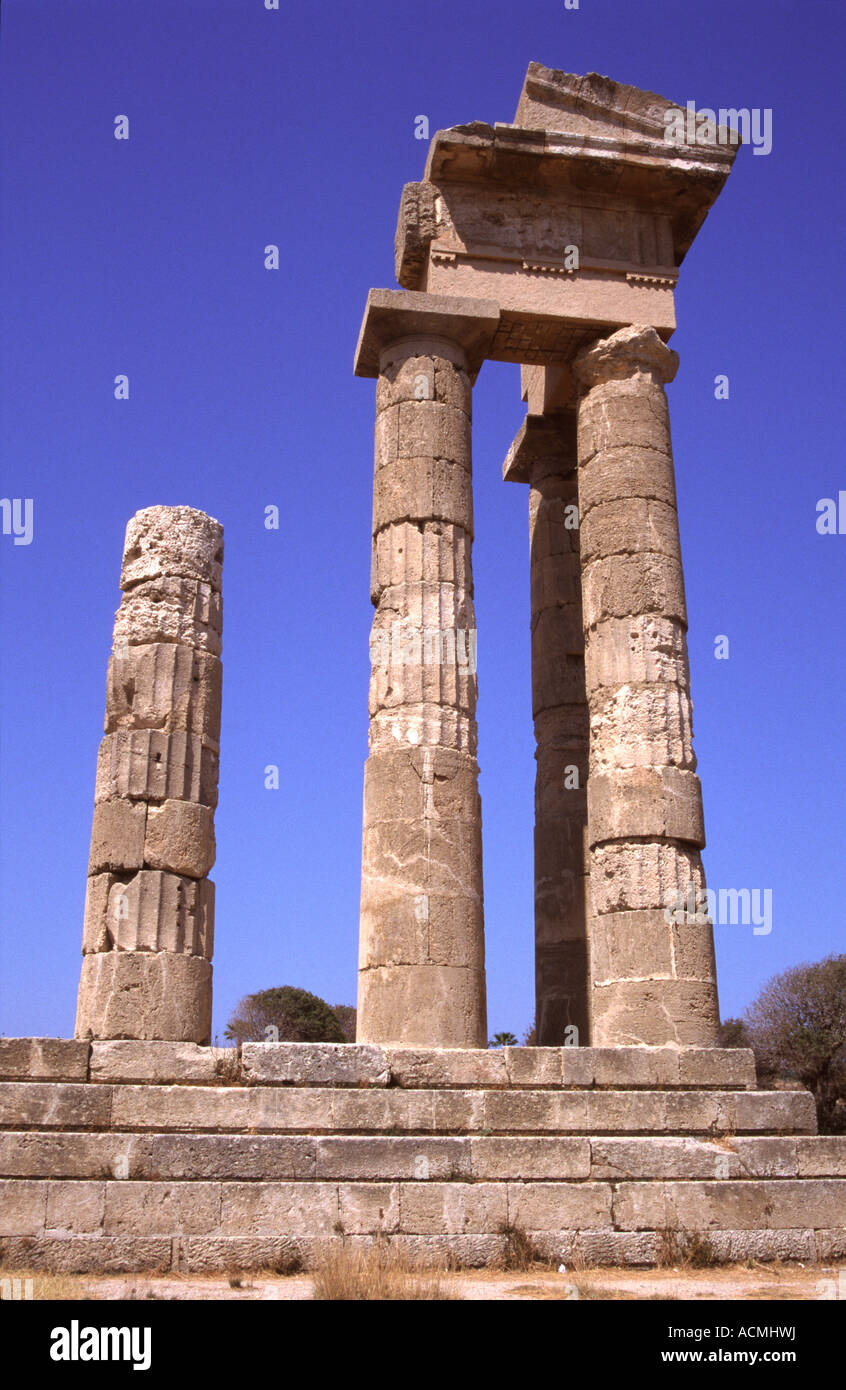 Ancient greek temple pythian apollo hi-res stock photography and images - Alamy