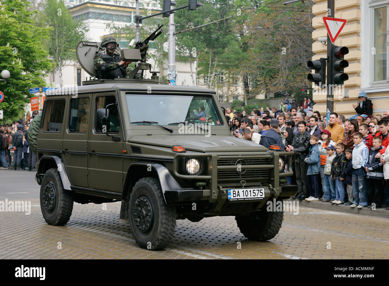 Army Trucks With Guns
