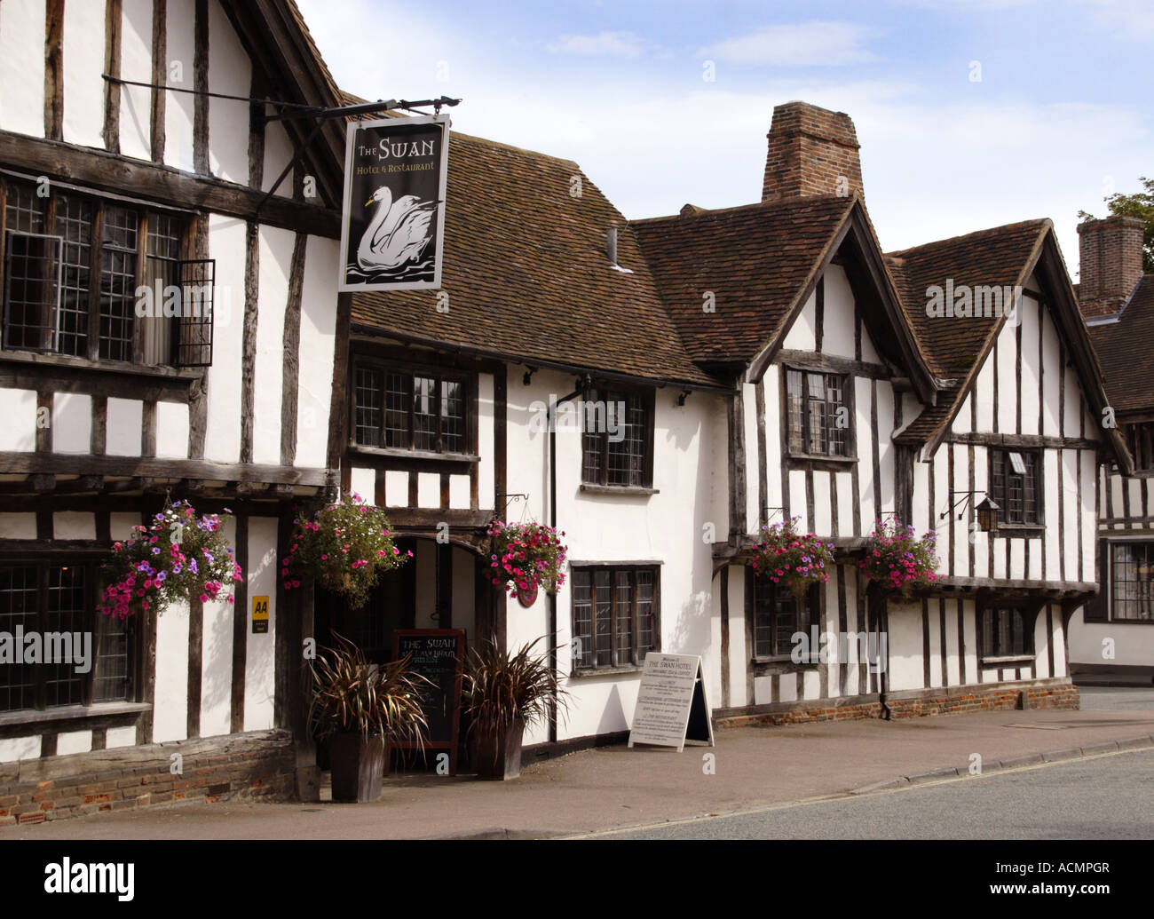 Swan Hotel, Lavenham, Suffolk, England Stock Photo - Alamy