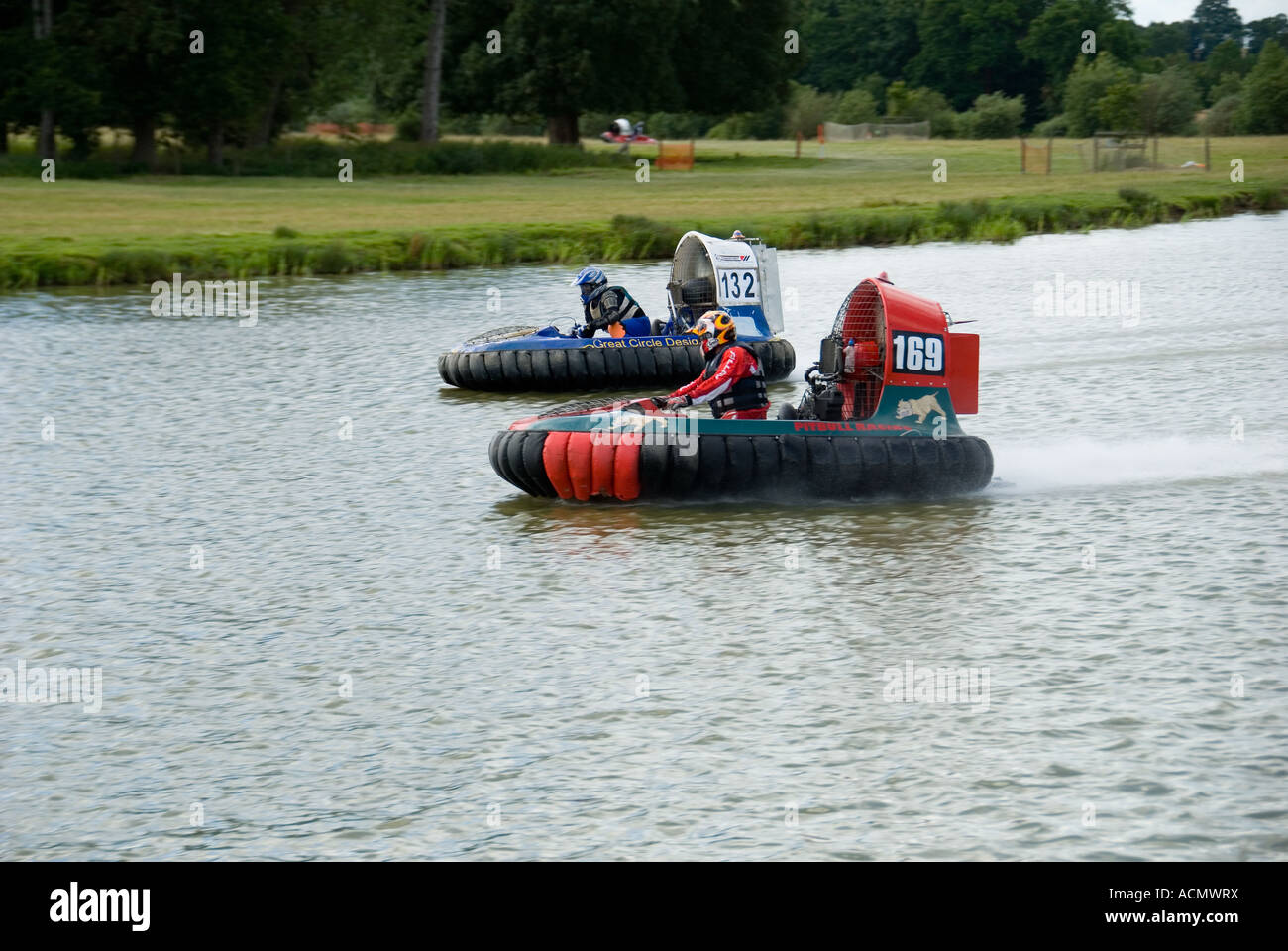 Club hover fly hi-res stock photography and images - Alamy