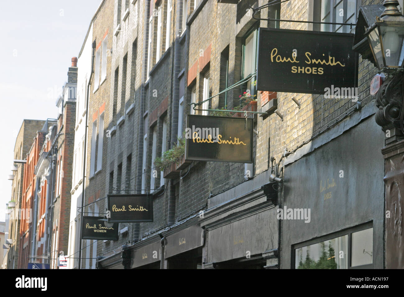 Paul smith london covent garden hi-res stock photography and images - Alamy